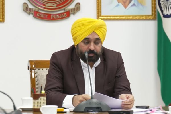 ਮੁੱਖ ਮੰਤਰੀ ਮਾਨ ਨੇ ਨਸ਼ਿਆਂ ਦੀ ਰੋਕਥਾਮ ਲਈ ਅਮਿਤ ਸ਼ਾਹ ਦਾ ਦਖ਼ਲ ਮੰਗਿਆ | Chief ...